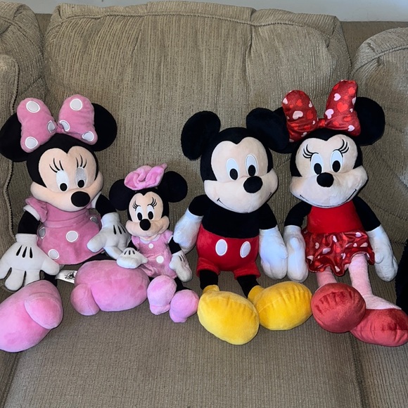 Disney | Toys | Minnie And Mickey Mouse Plush Set | Poshmark
